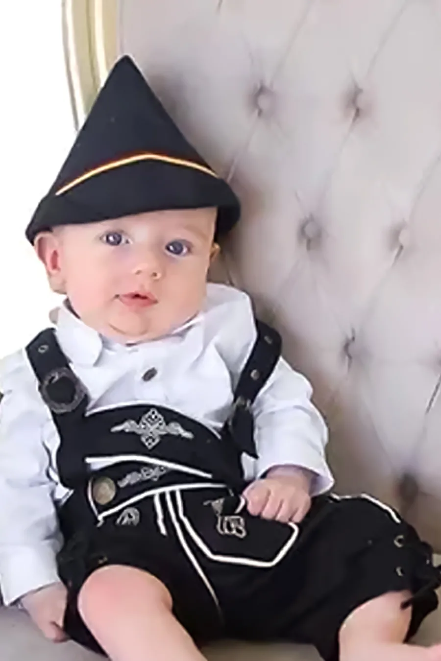 Traje Alemão Jardineira Bebê Fritz - Emfantasy - Loja Online - Brusque SC